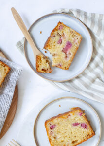 Makkelijke rabarbercake - Zoetrecepten